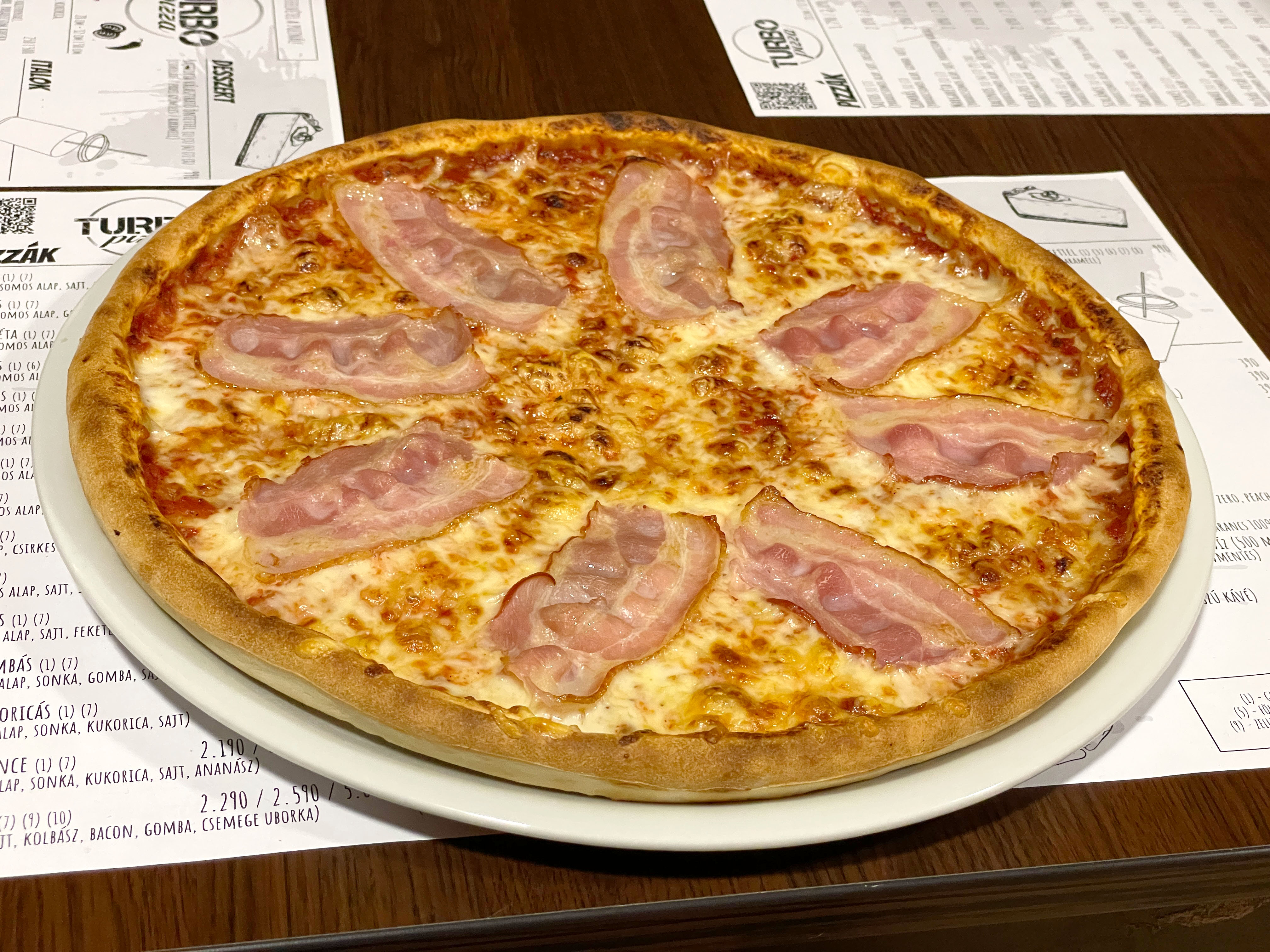 Baconos pizza (50cm)